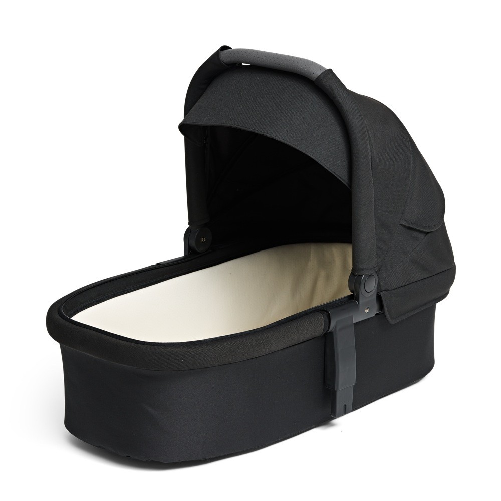 Edwards & Co Carry Cot 2 Black Luxe | Bassinets & Stands | Baby Bunting AU