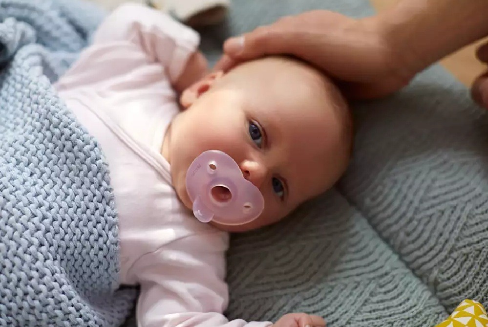 Avent Soothie 0 To 6 Month Pink 2Pk Pink | Dummies | Baby Bunting AU