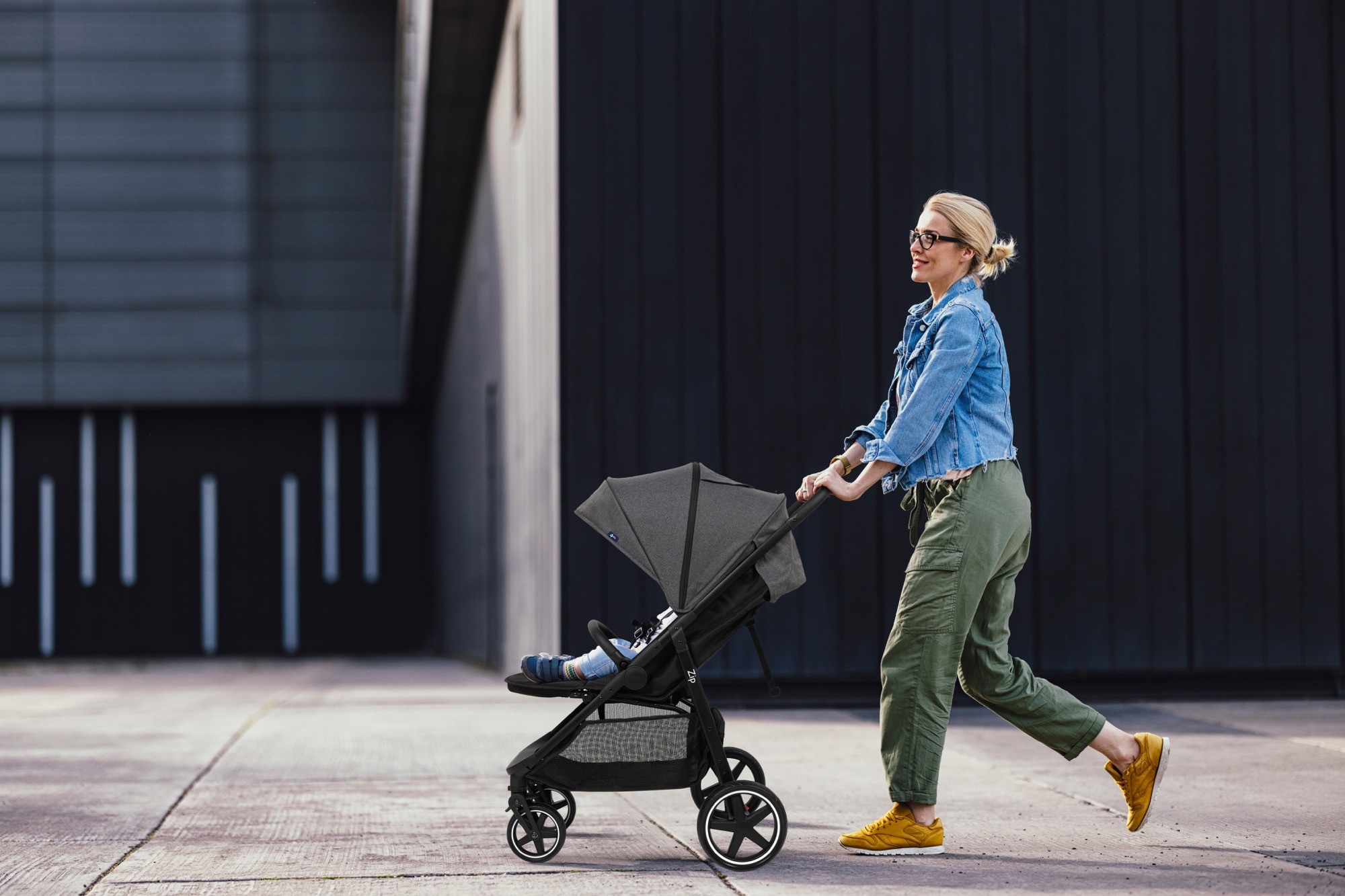 4Baby Zip Stroller - Black/Grey | Compact | Baby Bunting AU