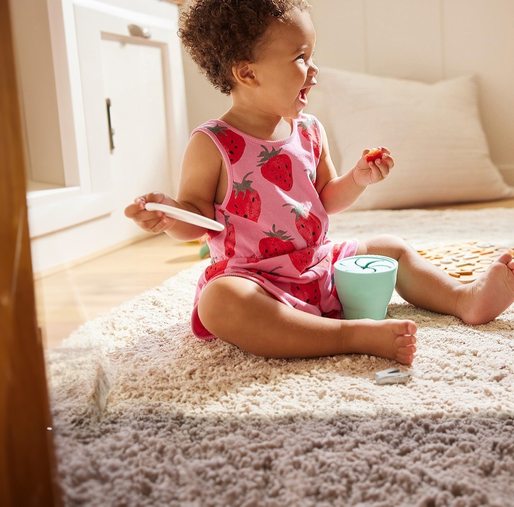 Munchkin C'Est Silicone Snack Catcher Mint | Food Storage & Preparation ...