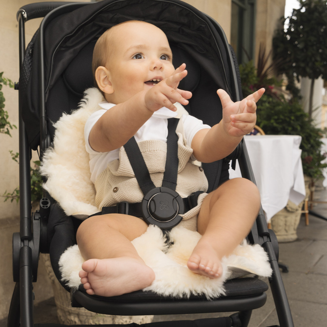 Naturally Sheepskins Luxe Lambskin Pram Liner Shorn Wool (Universal Fit ...